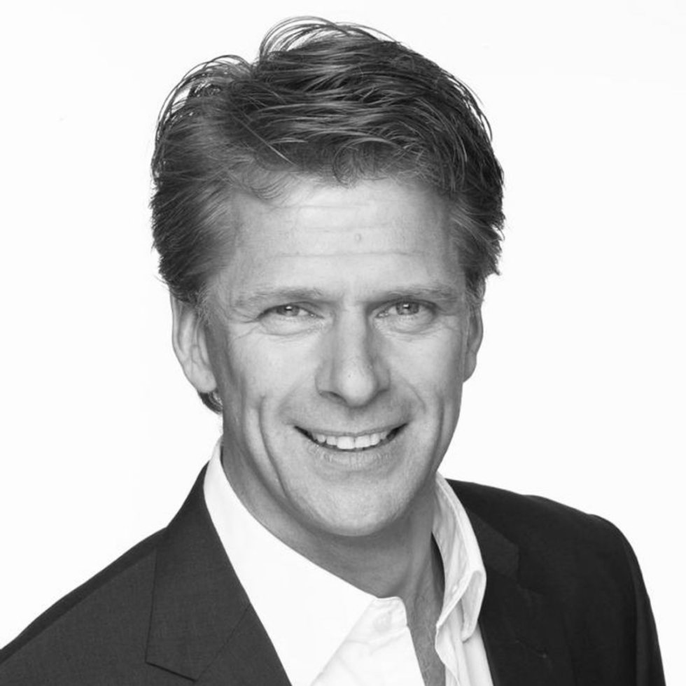 A DAY AT WIMBLEDON WITH ANDREW CASTLE - The All Court Tennis Club